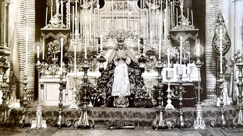Cabezuelo proyectará recrear el histórico primer besamanos de la Virgen ...